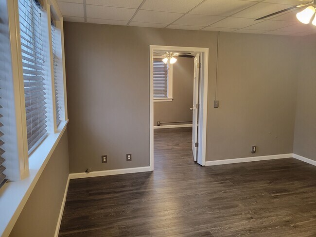 739 Liberty St - 739 Liberty St Springfield MA 01104 | Apartment Finder