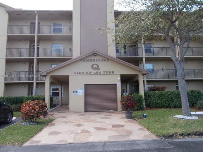 1400 SW 124th Terrace - 1400 SW 124th Terrace Pembroke Pines FL 33027 | Apartment Finder