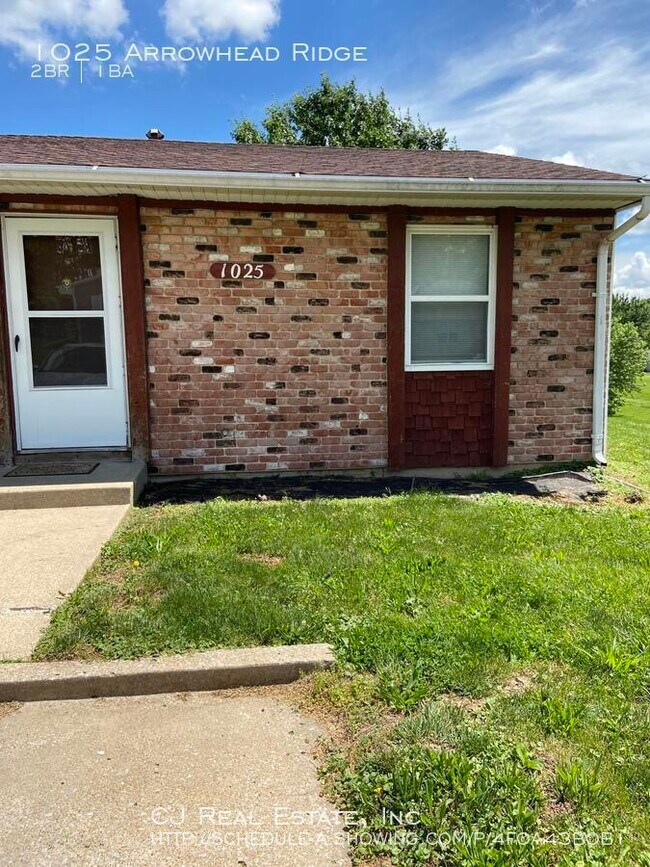 1025 Arrowhead Ridge - 1025 Arrowhead Ridge Independence MO 64056 ...