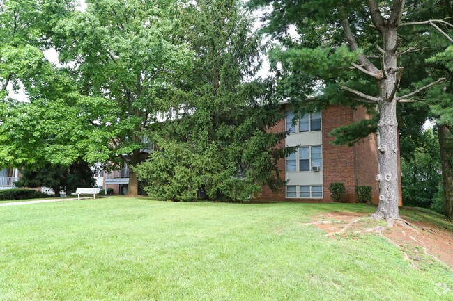 Prescott Square - 4400 Old Court Rd Baltimore MD 21208 | Apartment Finder