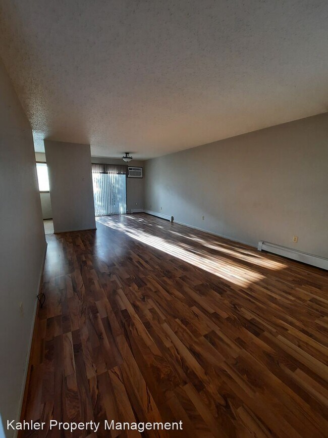 2 br, 1.5 bath House - 220 44th St 1B - 220 S 44th St Rapid City SD ...