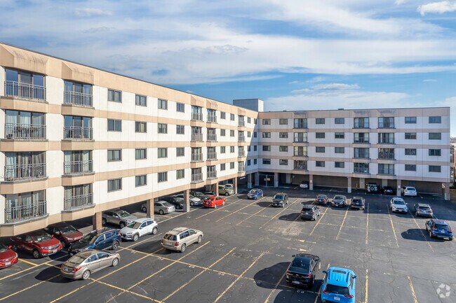 Pace Plaza - 68 N Washington St North Attleboro MA 02760 | Apartment Finder