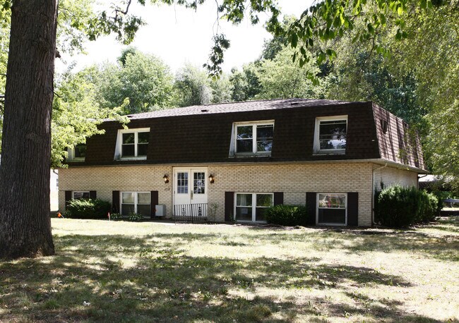 4738 Mohr St NW - 4738 Mohr St NW Canton OH 44708 | Apartment Finder