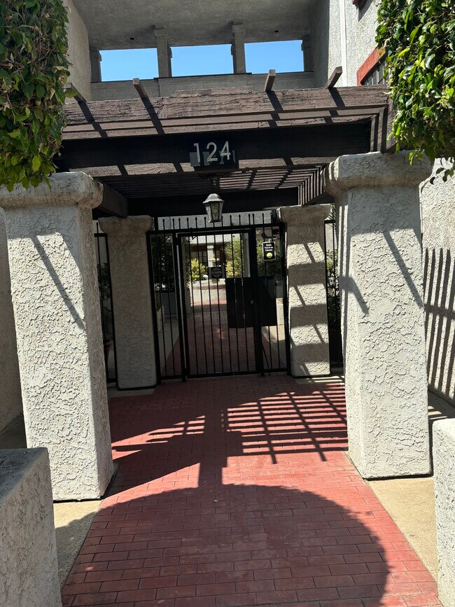 124 Monterey Rd - 124 Monterey Rd South Pasadena CA 91030 | Apartment ...