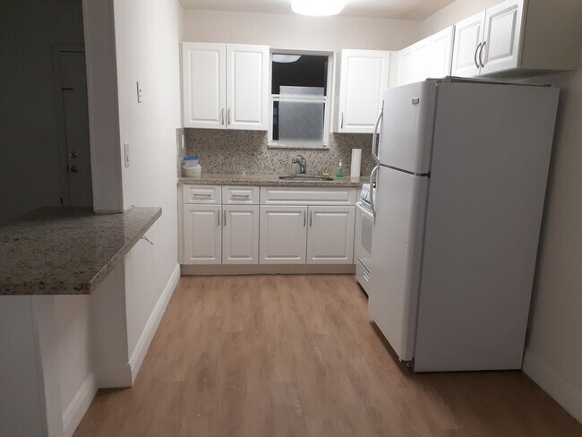 6775 SW 44th St - 6775 SW 44th St Miami FL 33155 | Apartment Finder