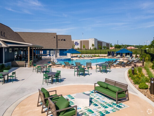 The Element - 8101 NW Barrybrooke Dr Kansas City MO 64151 | Apartment ...