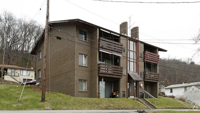 Renzie Park - 2412 Versailles Ave McKeesport PA 15132 | Apartment Finder