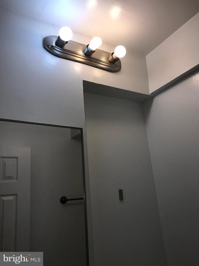 318 37th St SE - 318 37th St SE Washington DC 20019 | Apartment Finder