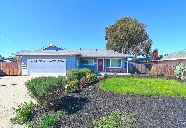 $3890 / 3 BR -GORGEOUS MODEL HOME IN THE W... - 47715 Ansel Ct Fremont ...