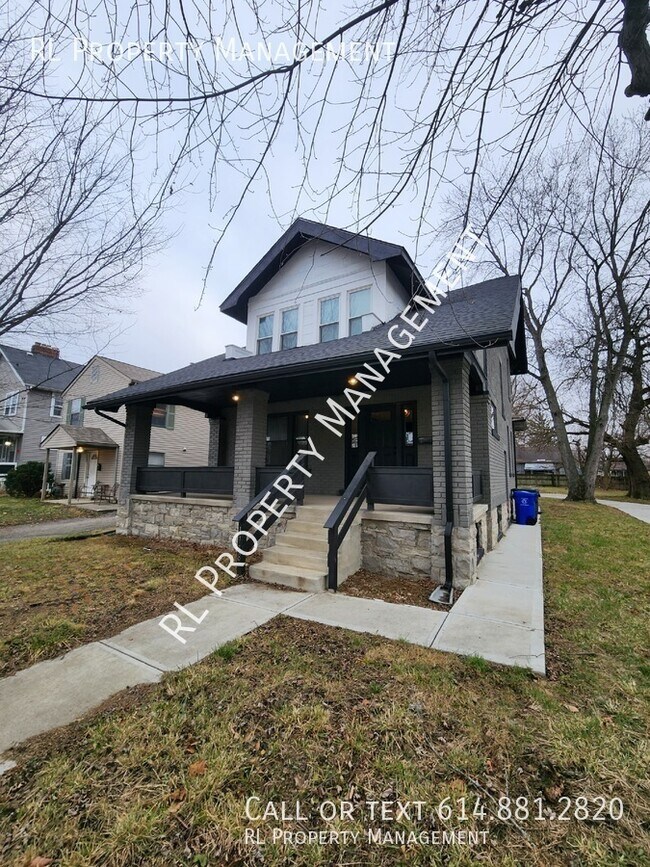 Beautifully remodeled 3 bedroom 2.5 bathro... - 1178 Lockbourne Rd ...