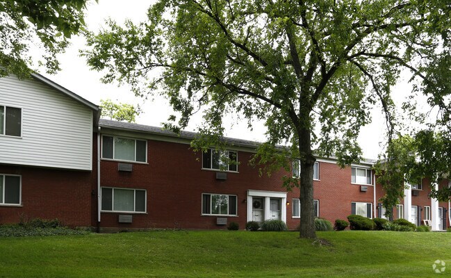 Colonial Ridge - Cincinnati, OH | Apartment Finder