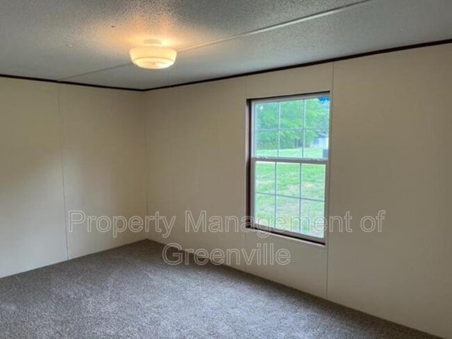 806 SC-8 - 806 SC-8 Pelzer SC 29669 | Apartment Finder
