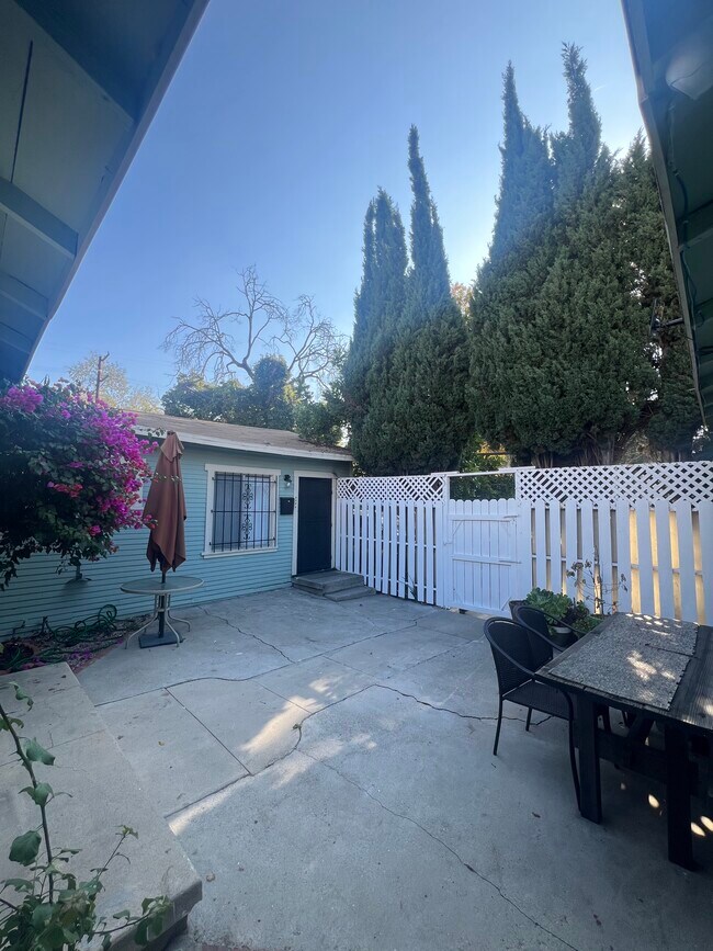4105 Effie St - 4105 Effie St Los Angeles CA 90029 | Apartment Finder
