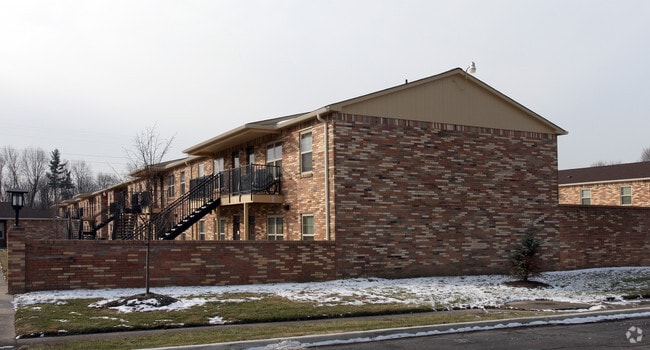Valley Forge Apartments - 4350 Madison Ave Indianapolis IN 46227 ...