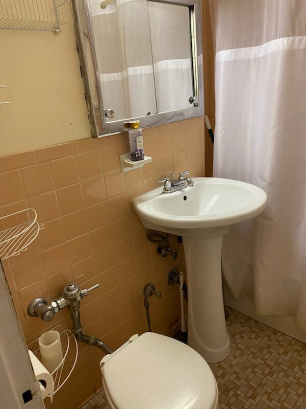 44-20 Douglaston Pkwy - 44-20 Douglaston Pkwy Queens NY 11363 ...