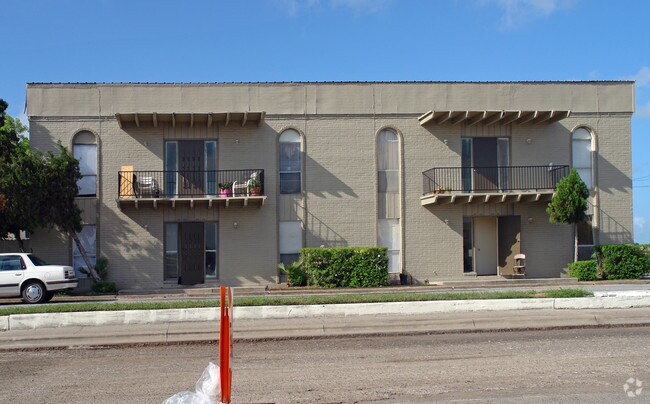 King Square Apartments - 5222 Mcardle Rd Corpus Christi TX 78411 ...