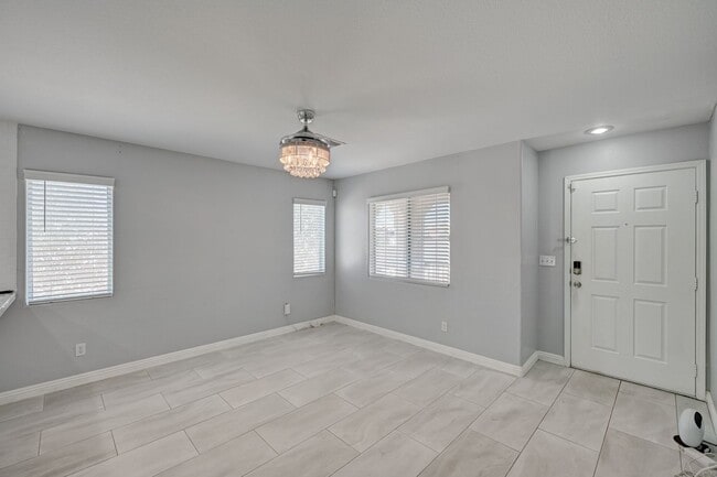 Fully Remodeled 3 Bed/ 2.5 Bath Home For Rent - 6457 Abbey Door Ct Las ...