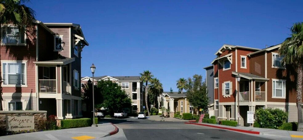 Morgan Park - 3500 Harbison Dr Vacaville CA 95687 | Apartment Finder