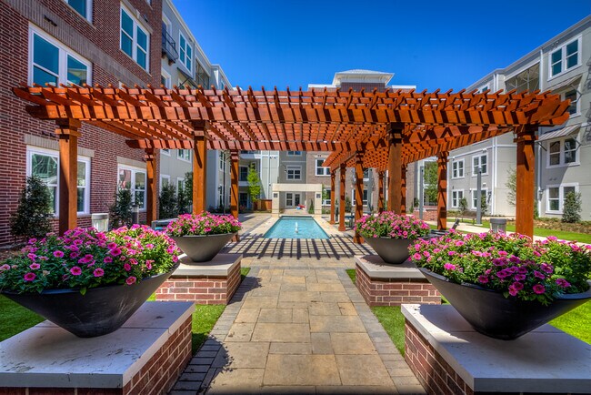 Newman Village Apartments - Frisco, TX | Apartment Finder