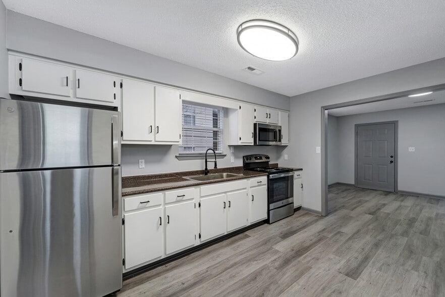 East Ridge Village - 5322 Clemons Rd East Ridge TN 37412 | Apartment Finder