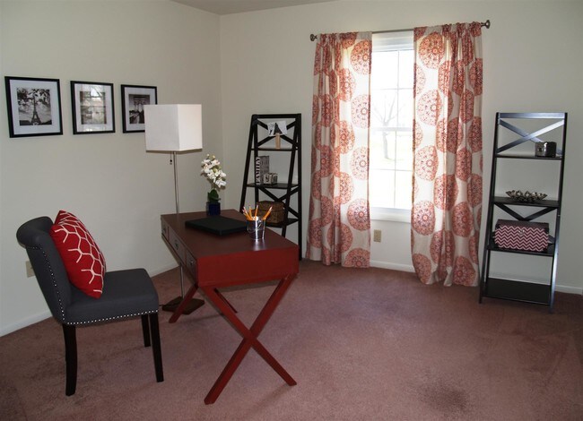 Sand Spring Apartments - Schnecksville, PA | Apartment Finder