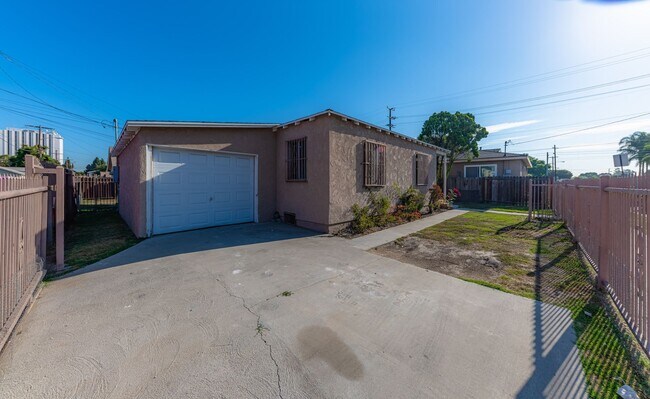 Updated 3 Bedroom Home - 109 W Cocoa St Compton CA 90220 | Apartment Finder