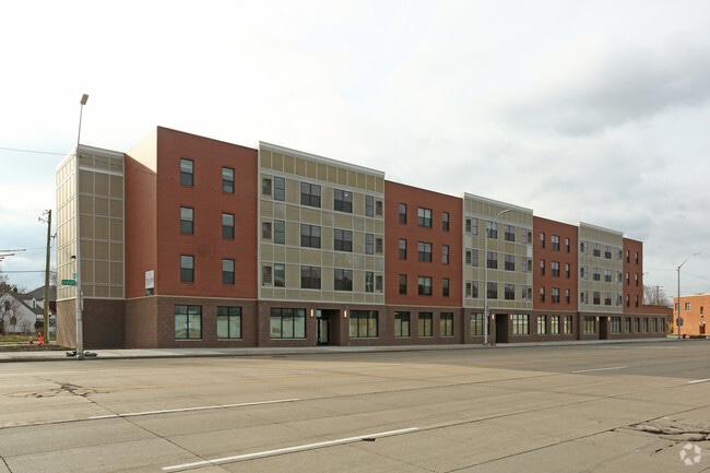 Gratiot Central Commons - 9100 Gratiot Ave Detroit MI 48213 | Apartment ...