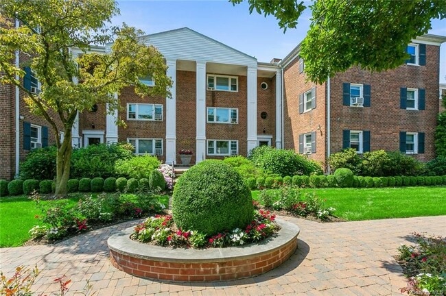 1833 Palmer Ave - 1833 Palmer Ave Larchmont NY 10538 | Apartment Finder