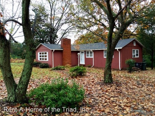 2 br, 1 bath House - 1670 Pleasant Ridge Road - 1670 Pleasant Ridge Rd ...