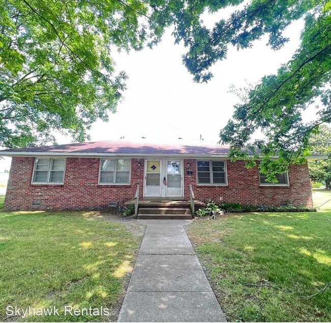 2 br, 1 bath House - 407 North Dr - 407 North Dr Union City TN 38261 ...
