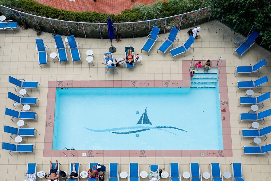 Beacon Harbor Point - 1 Harbor Point Rd Stamford CT 06902 | Apartment ...