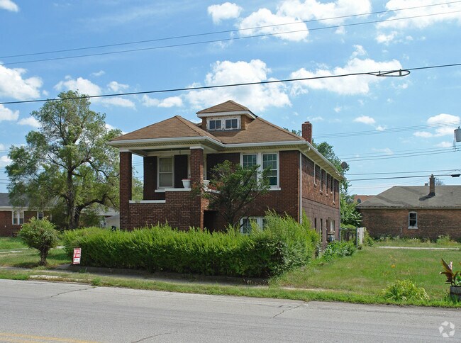 1021 W 11th Ave - 1021 W 11th Ave Gary IN 46402 | Apartment Finder