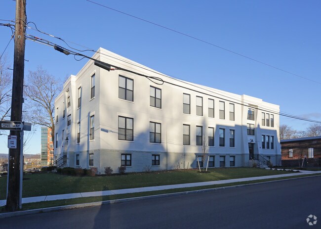 487 Nott St - 487 Nott St Schenectady NY 12308 | Apartment Finder