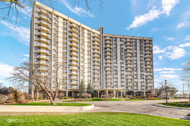 40 N Tower Rd - 40 N Tower Rd Oak Brook IL 60523 | Apartment Finder
