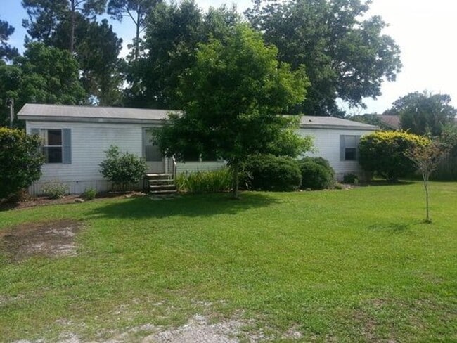 Large 3 bedroom 2 bath Double Wide Mobile... - 456 Lakeview St Mary ...