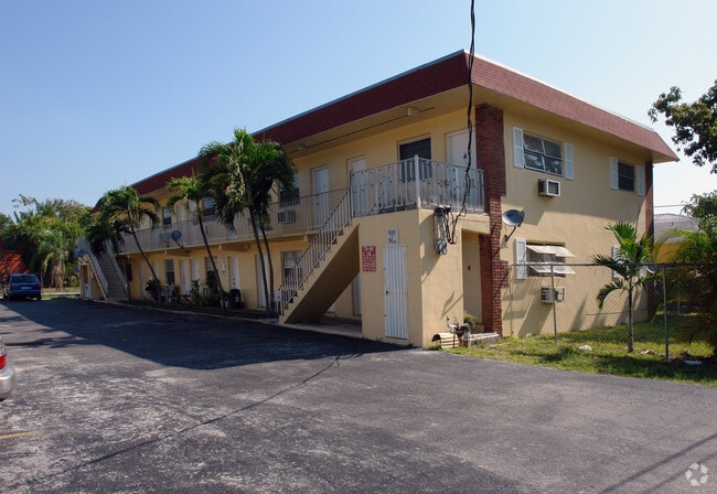 Biscayne Shores - 800 NE 90th St Miami FL 33138 | Apartment Finder