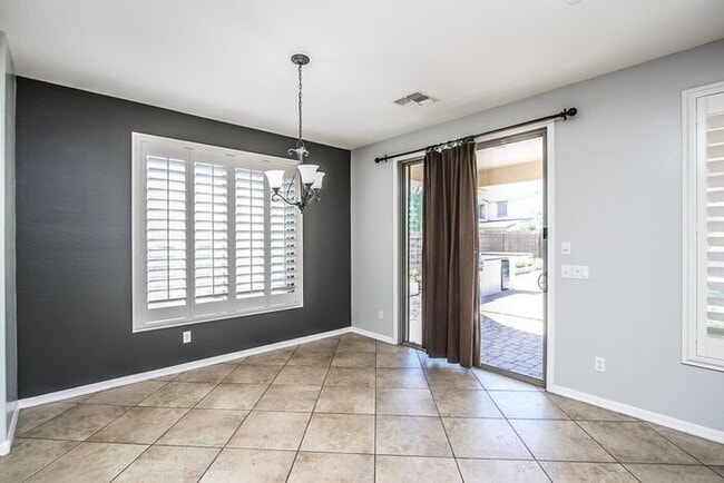 Beautiful 4 Bed, 3 Bath Home with Private Pool in Chandler - 363 W ...