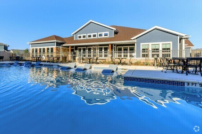 Tour Our Contemporary 4 Bedroom Apartments... - 7451 Bluff Springs Rd ...