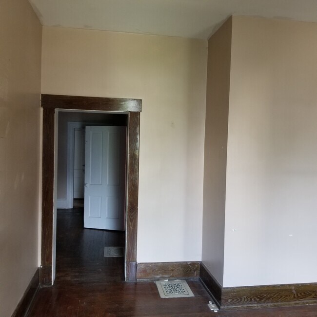 35 Clark Pl - 35 Clark Pl Columbus OH 43201 | Apartment Finder