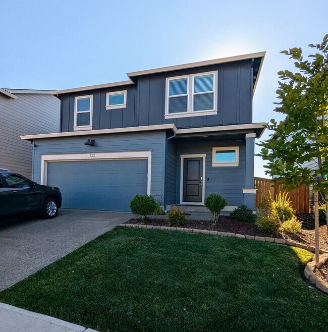 Beautiful NE Salem Home in New Development - 323 Himalaya St. NE Salem ...