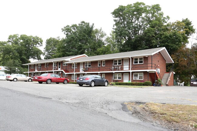 438 Springfield St - 438 Springfield St Agawam MA 01001 | Apartment Finder