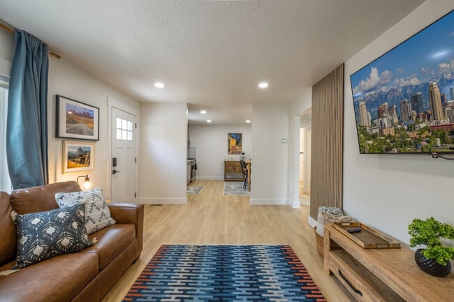 840 W 400 N - 840 W 400 N Salt Lake City UT 84116 | Apartment Finder
