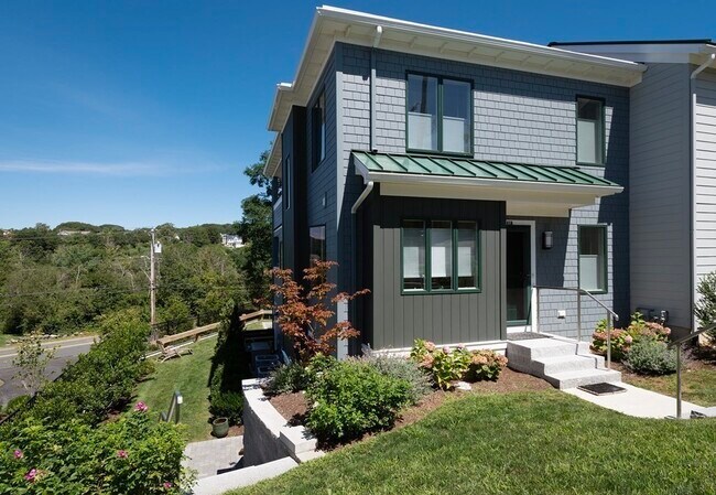 41 Cliff Rd - 41 Cliff Rd Gloucester MA 01930 | Apartment Finder