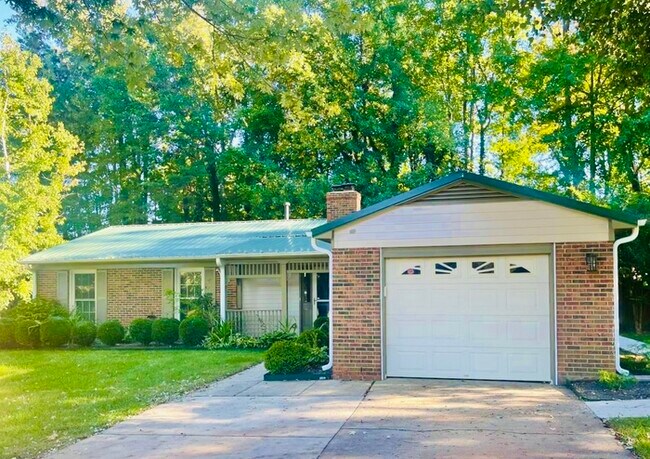 Beautiful 3b Room!Move in ready! - 4507 Lake Jeanette Rd Greensboro NC ...