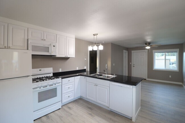 Wagon Wheel Mobile Home Park - 2920 Heller Rd - 2920 Heller St Oak ...