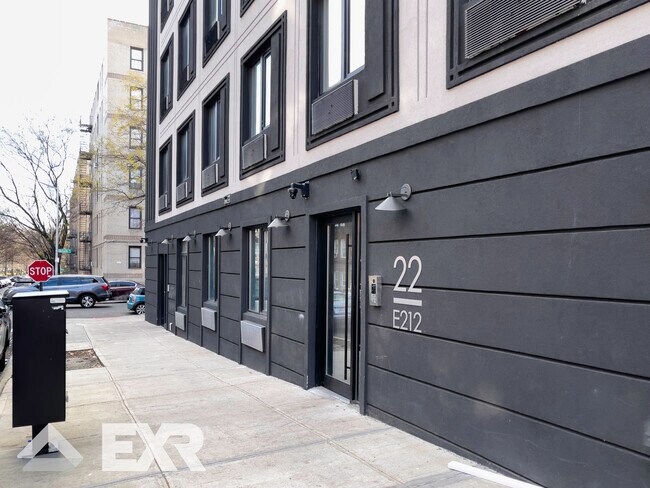 22 E 212th St - 22 E 212th St The Bronx NY 10467 | Apartment Finder