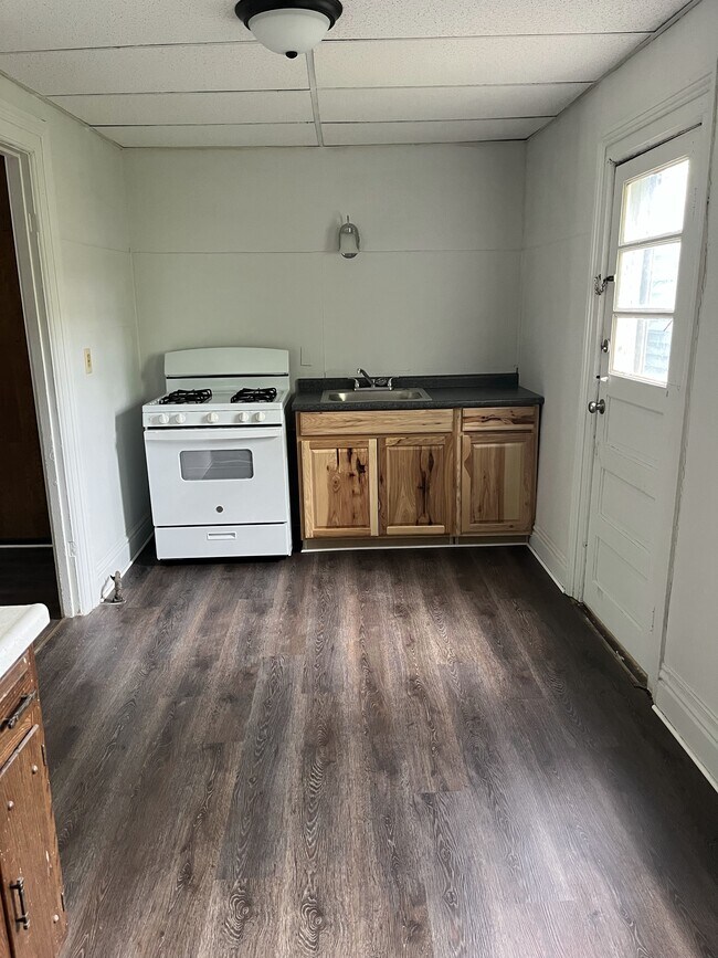 501 E 7th St - 501 E 7th St Erie PA 16503 | Apartment Finder