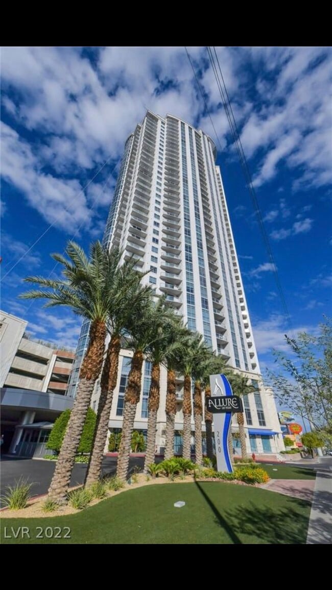 200 W Sahara Ave - 200 W Sahara Ave Las Vegas NV 89102 | Apartment Finder