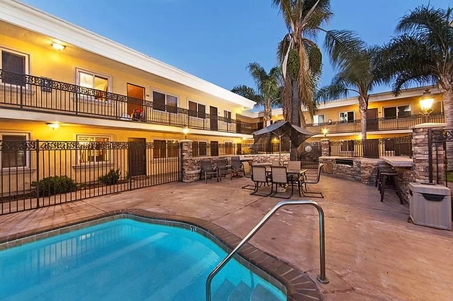 1450 Iris Ave - 1450 Iris Ave Imperial Beach CA 91932 | Apartment Finder
