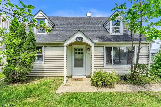 20303 Longbrook Rd - 20303 Longbrook Rd Warrensville Heights OH 44128 ...